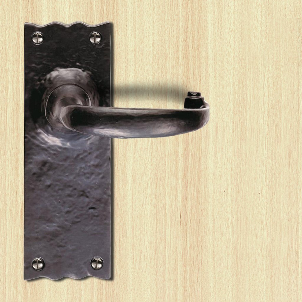 Antique Black Ludlow LF5502 Traditional Lever Latch Handles.